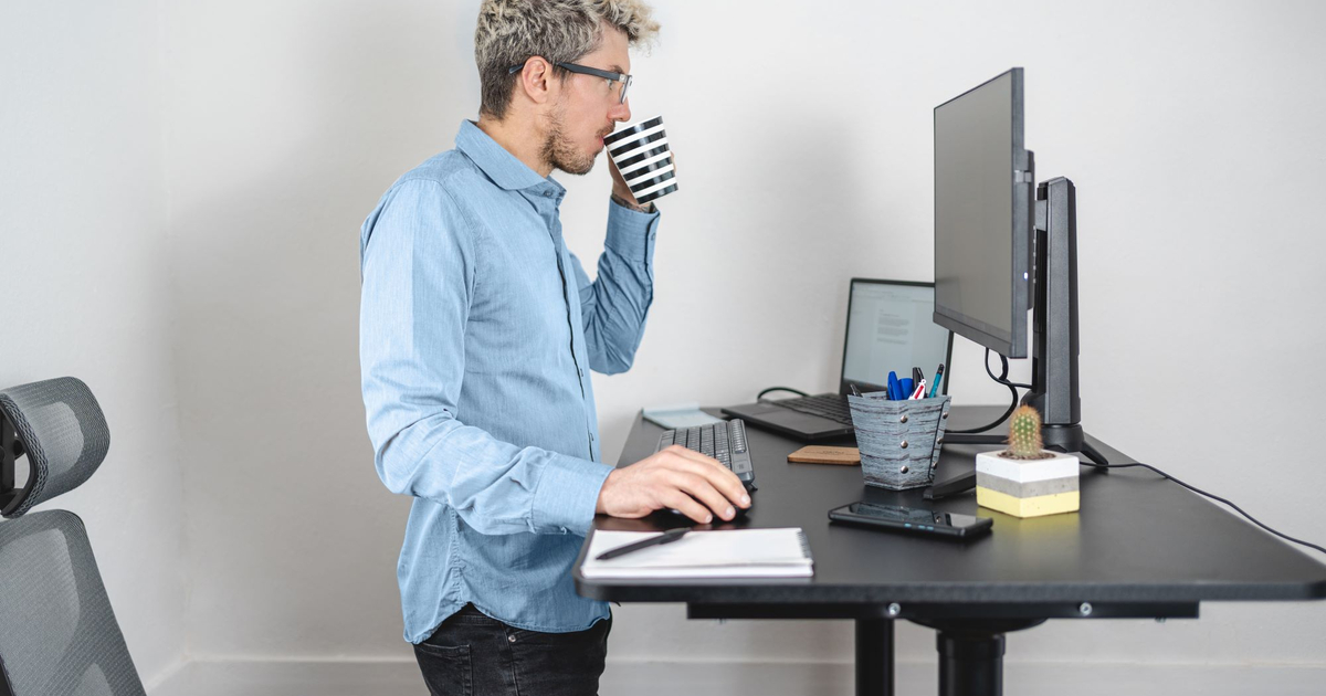 Stehen, sitzen, Rücken schonen: Wie viel Stehen ist wirklich gesund ...
